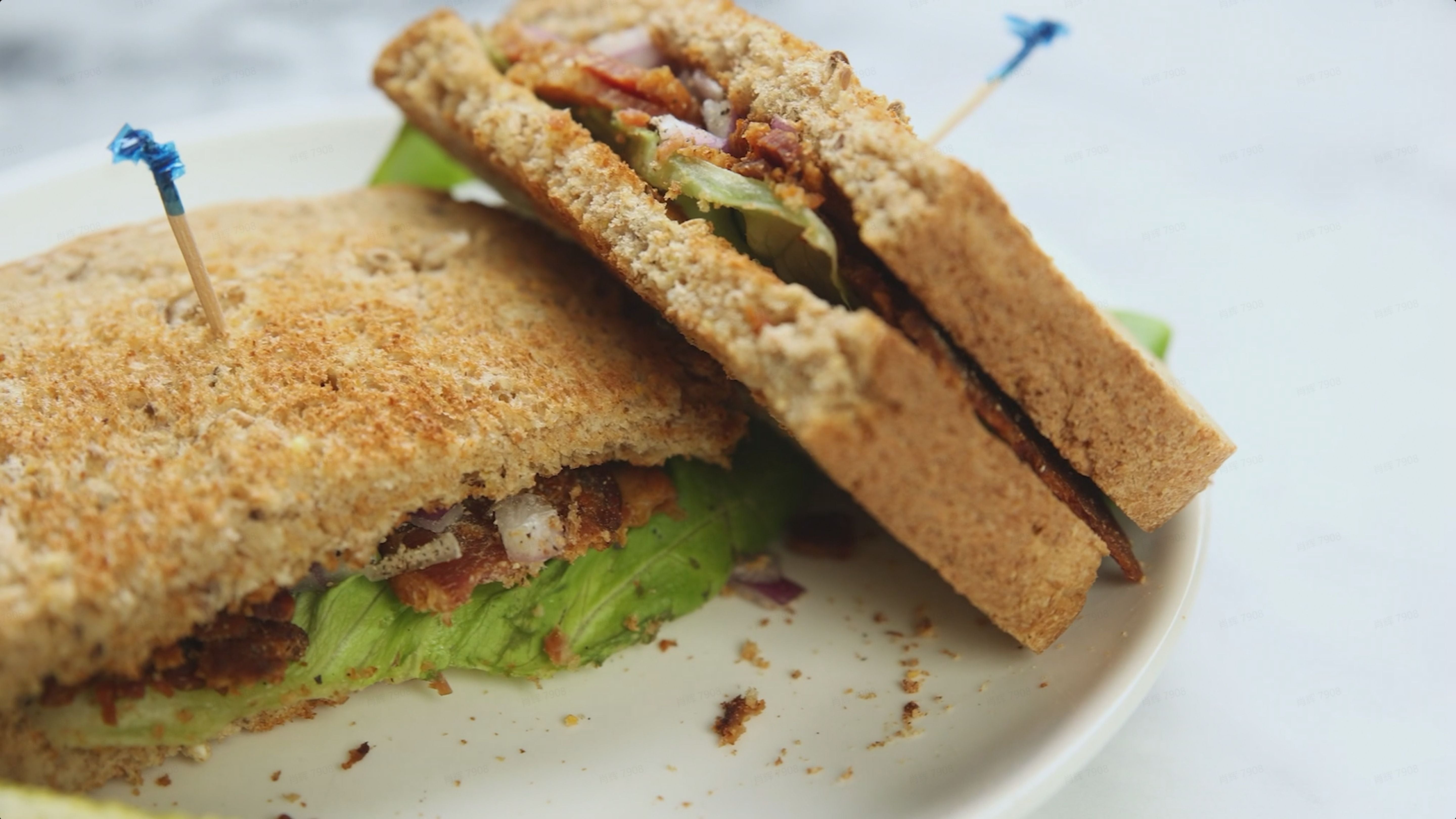 HOW TO MAKE BACON SANDWICH – Crownful