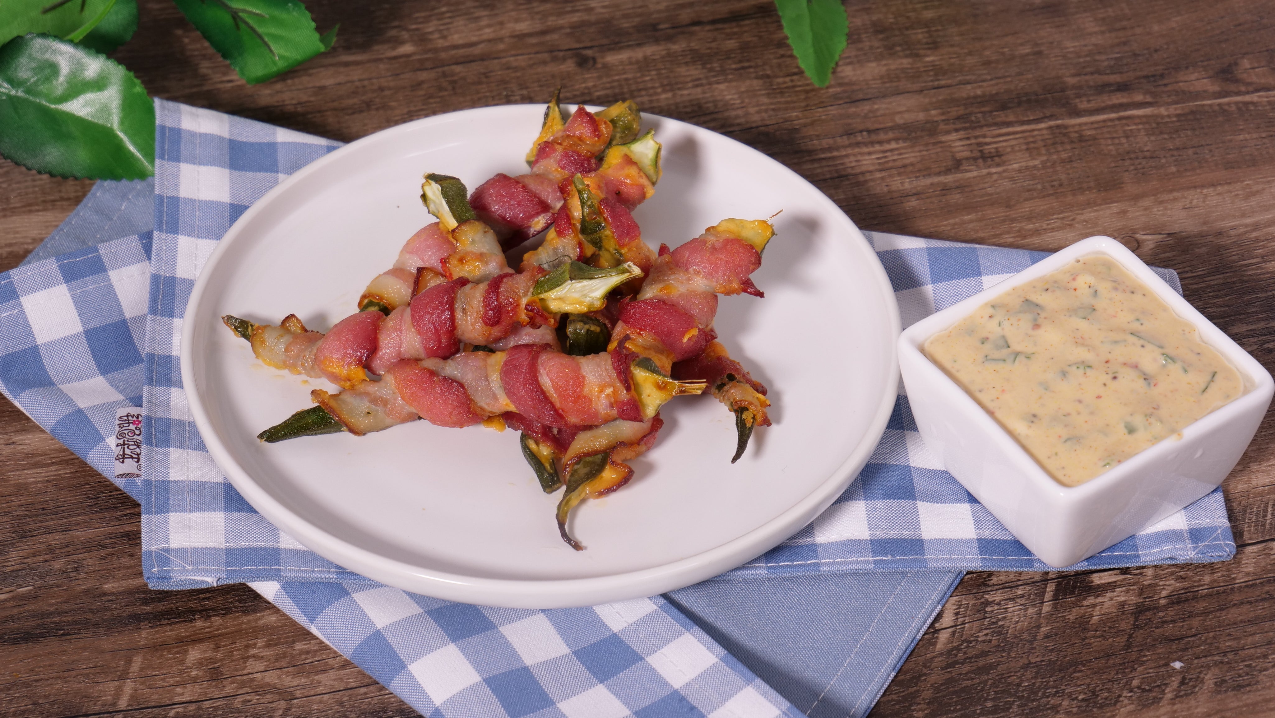 HOW TO MAKE STUFFED OKRA POPPERS – Crownful